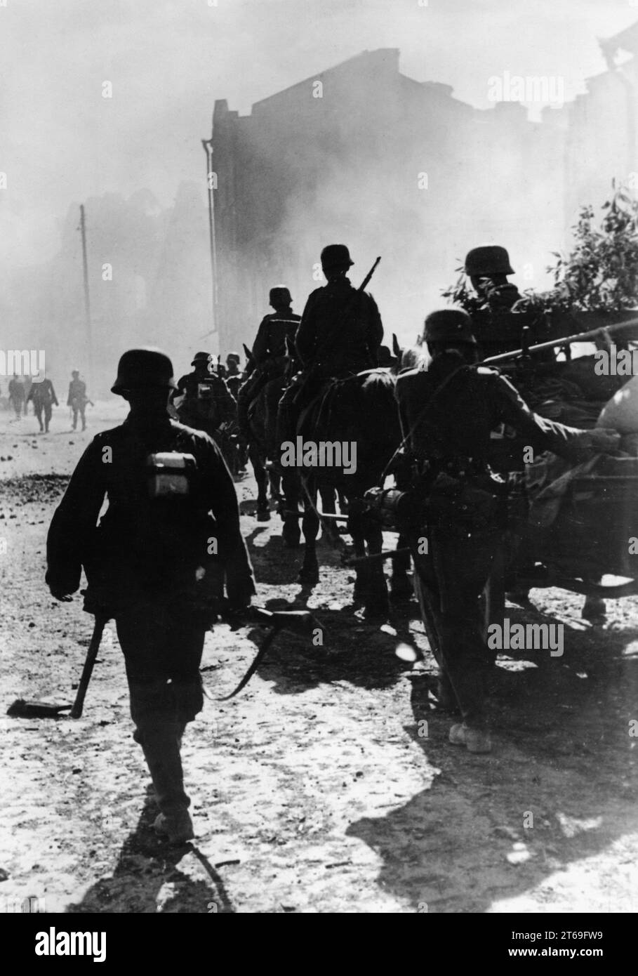 German soldier in north eastern hi-res stock photography and images - Alamy