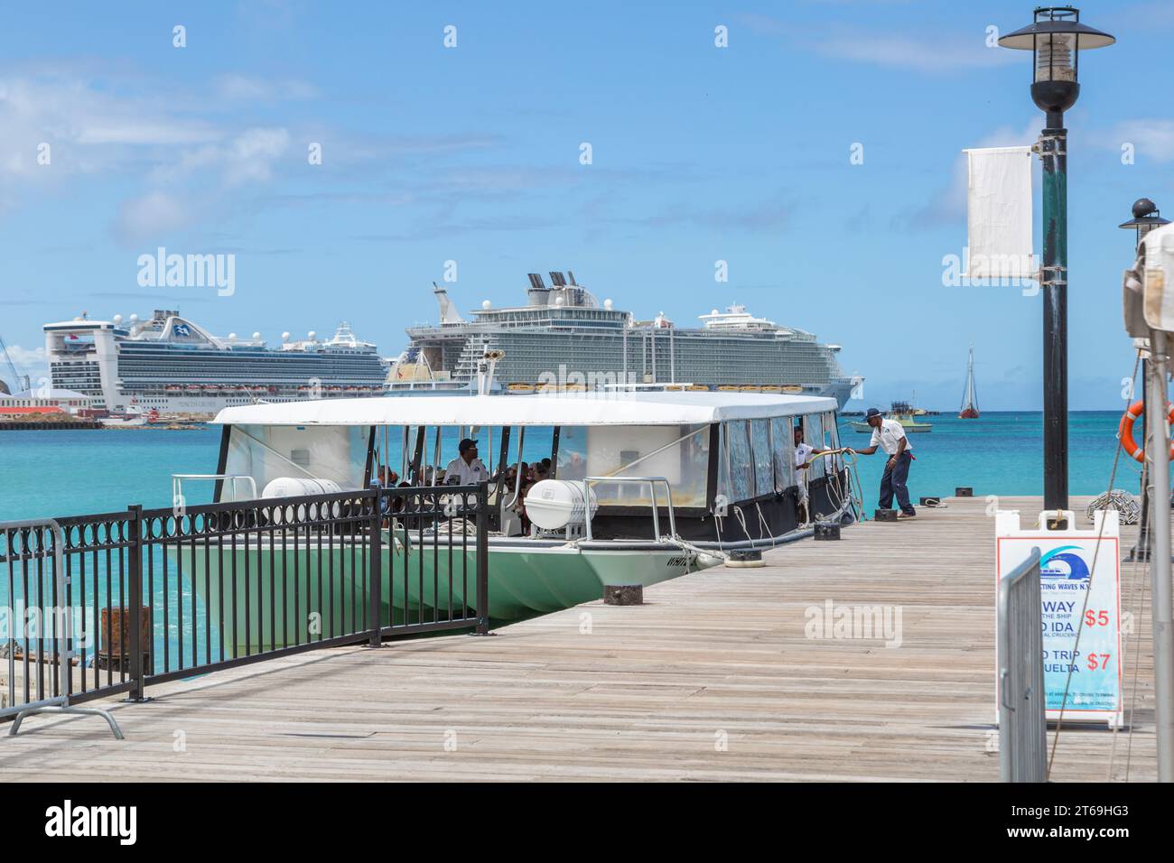 St maarten cruise ship ferry hi-res stock photography and images - Alamy
