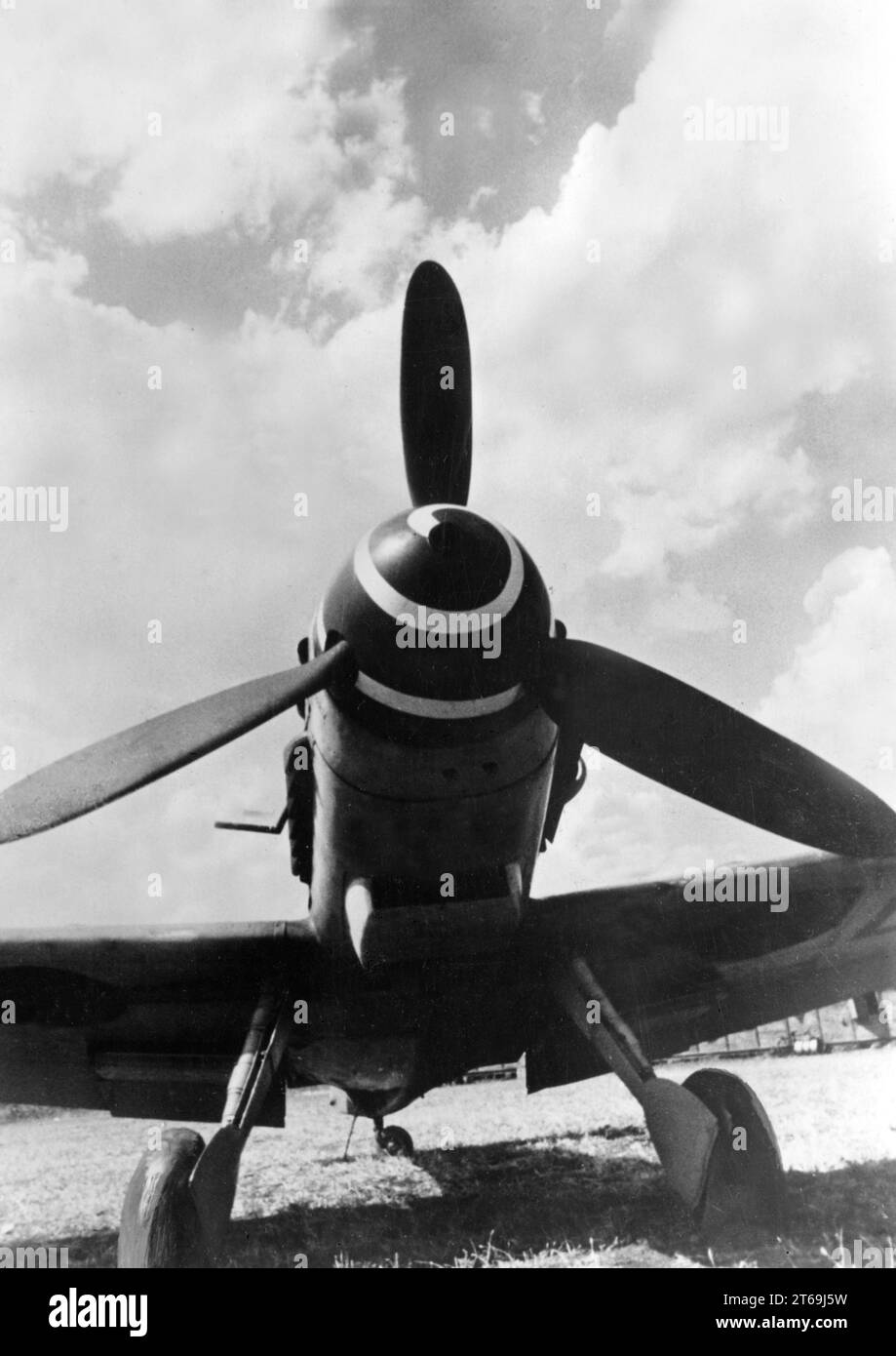 Messerschmitt me 109 1944 hi-res stock photography and images - Alamy