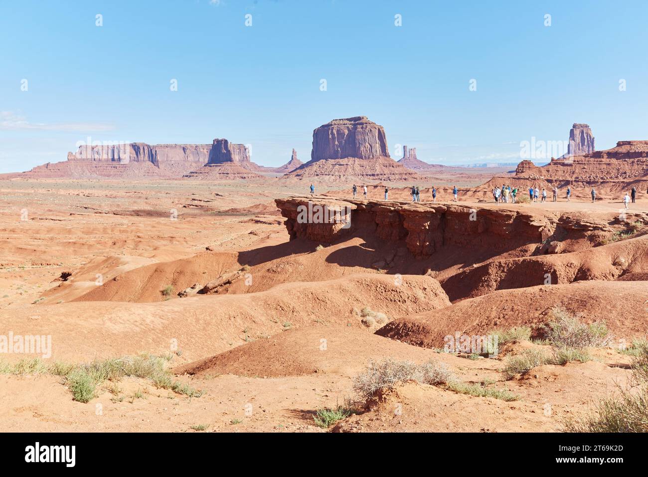 The iconic John Ford's Point, part of the Monument Valley Scenic Drive ...
