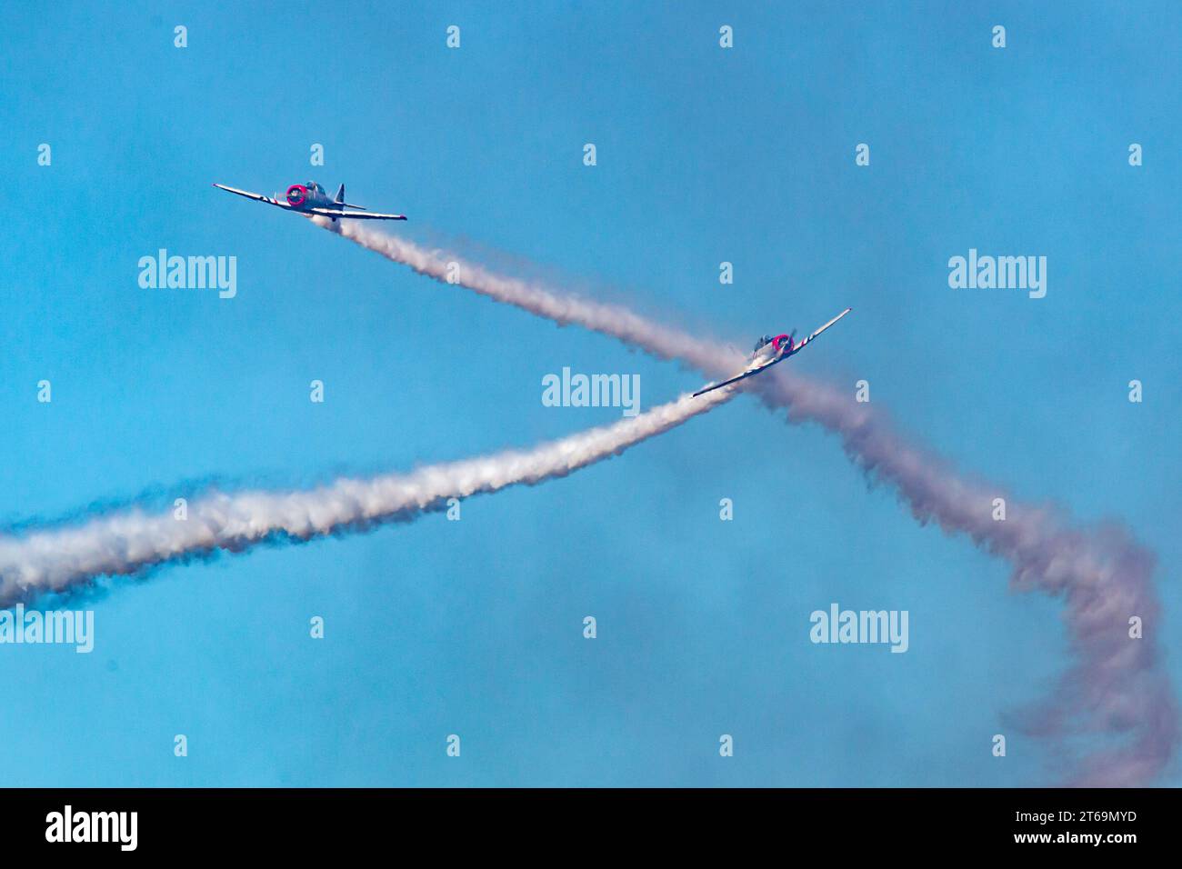 Geico Skytypers perform various formations during air show at Pensacola ...