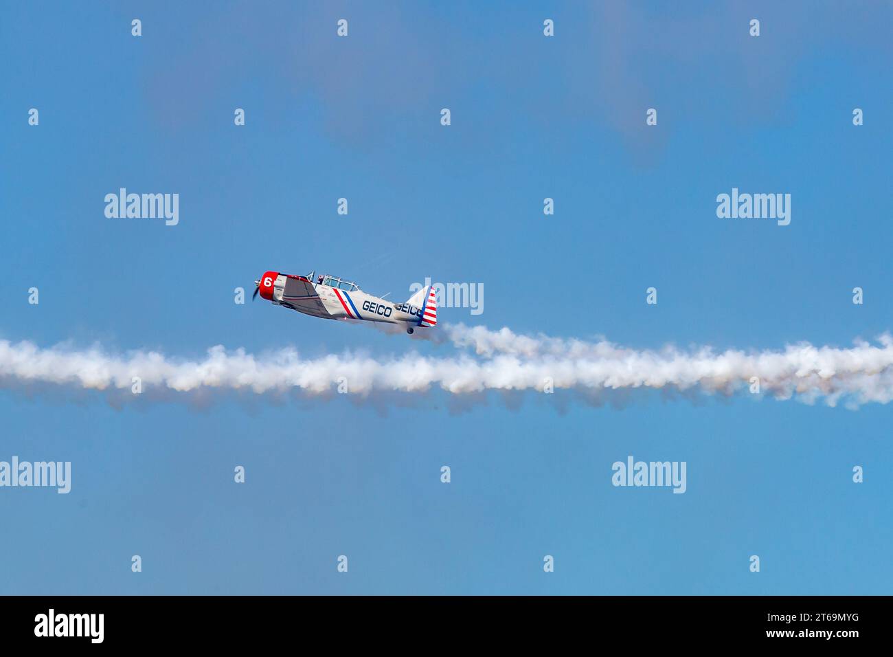 Geico Skytypers perform various formations during air show at Pensacola ...