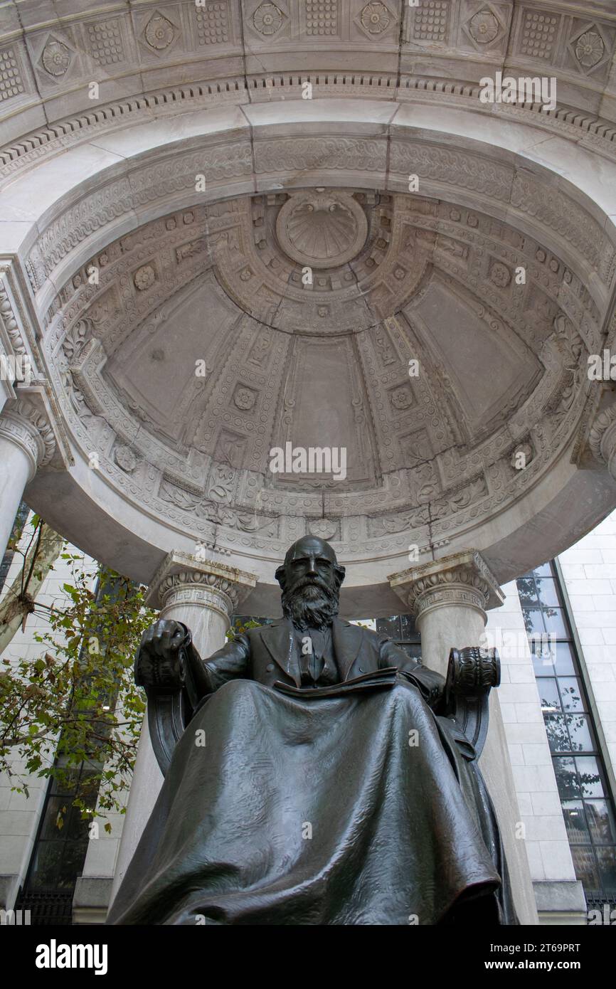 The William Cullen Bryant Memorial in New York Stock Photo - Alamy