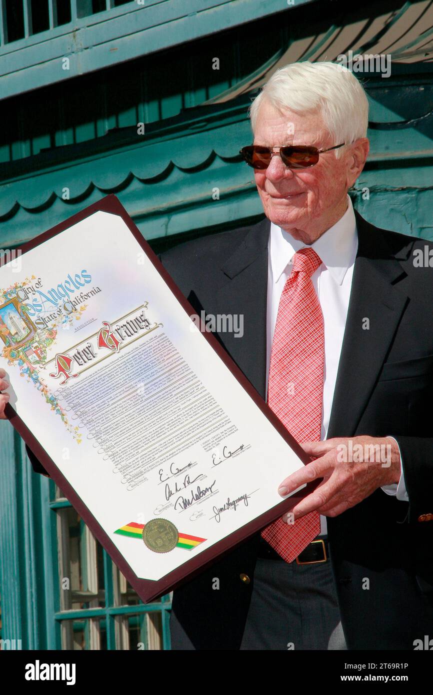 Peter Graves at the Hollywood Chamber of Commerce ceremony to honor him ...