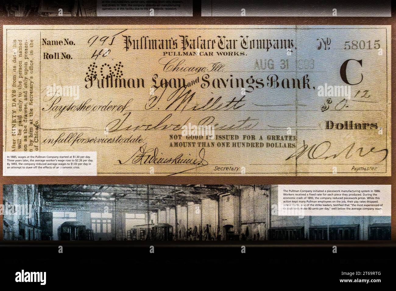 Display a document hi-res stock photography and images - Alamy