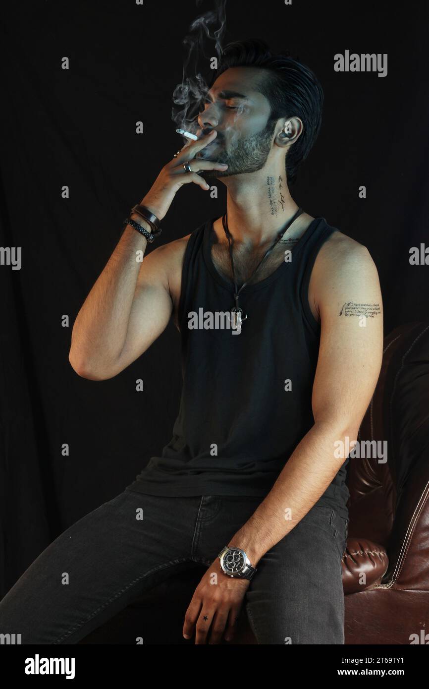 Adult models hi-res stock photography and images - Alamy