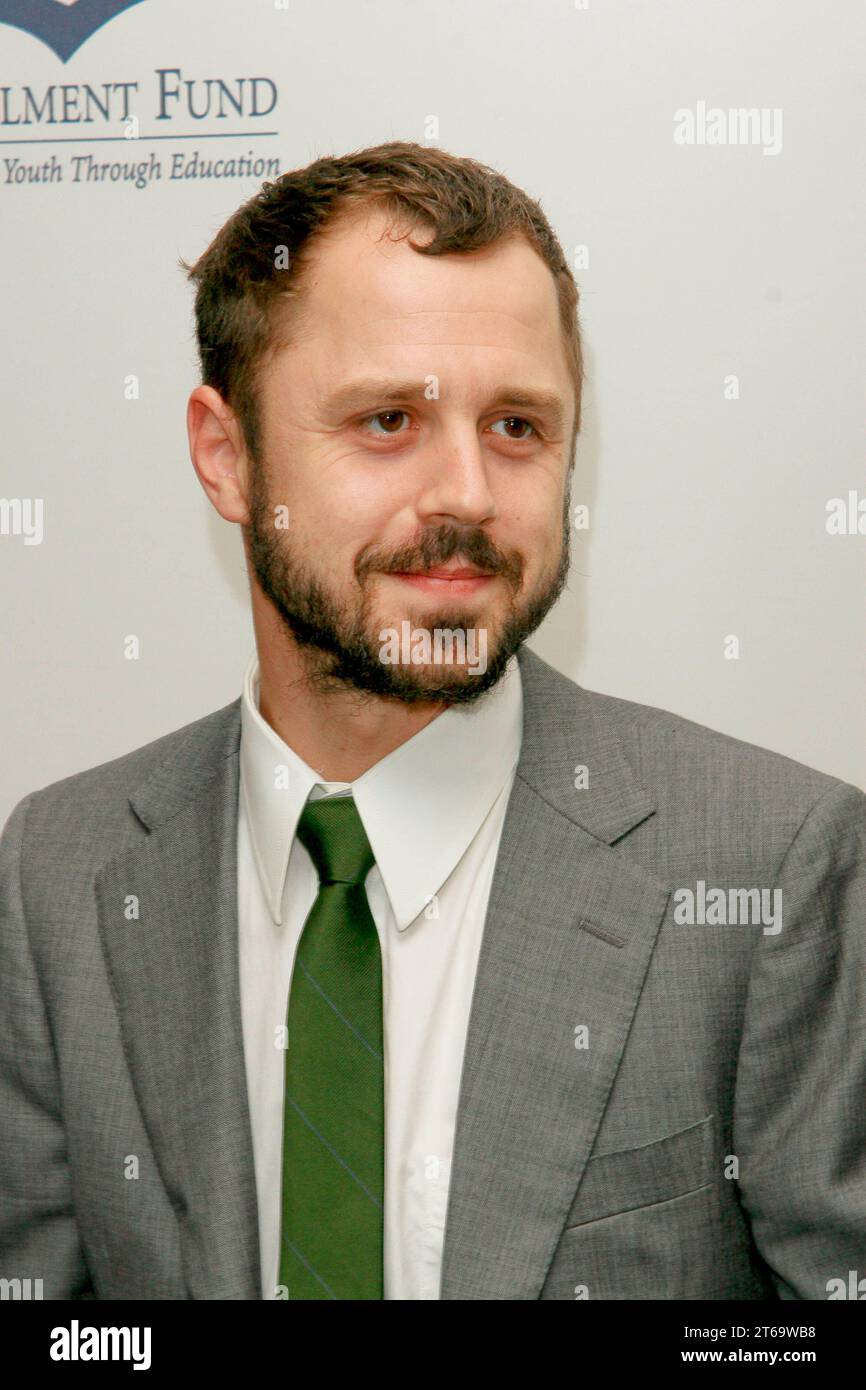 Giovanni Ribisi at the Fulfillment Fund Annual Stars 2009 Benefit Gala ...