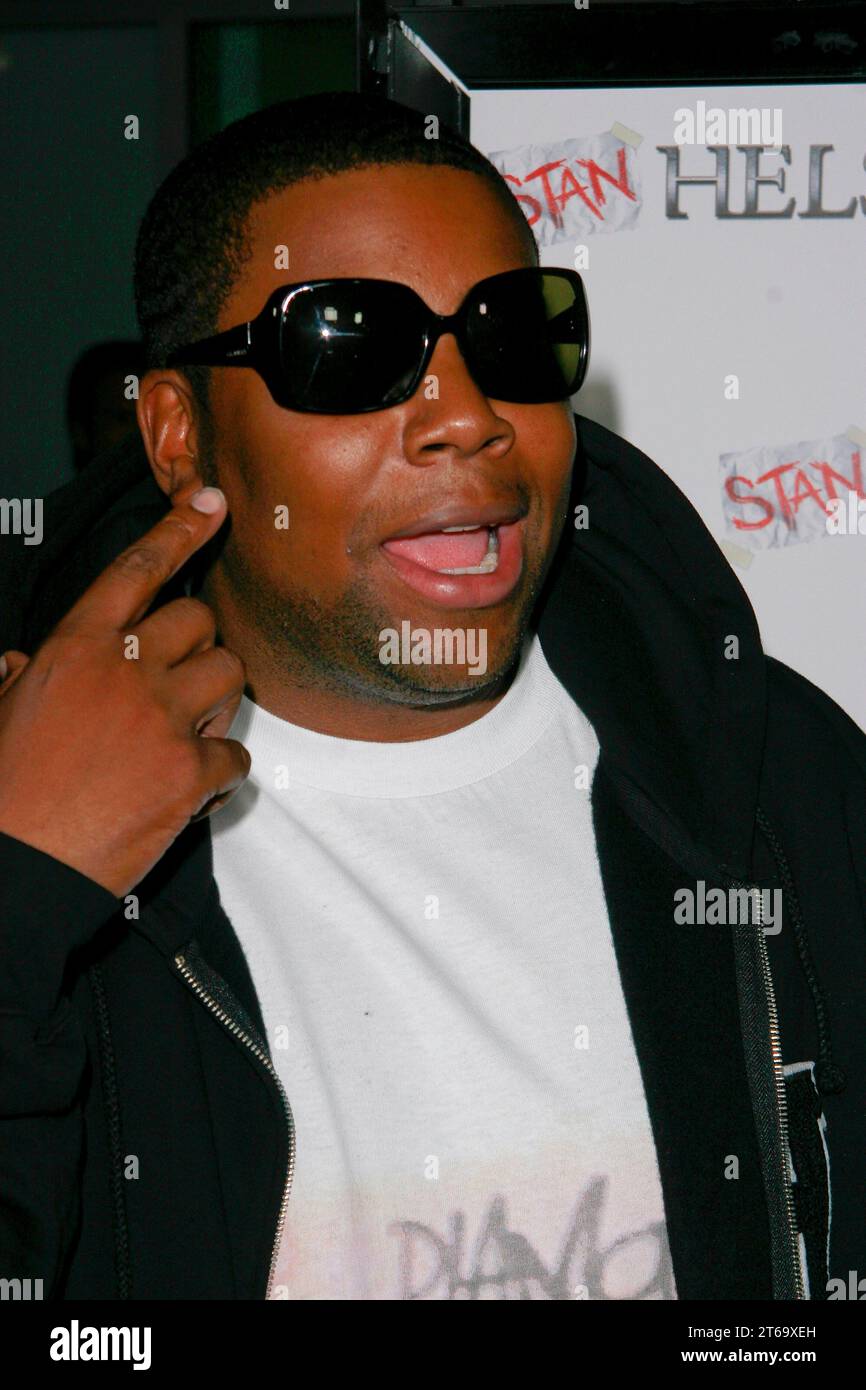 Kenan Thompson at the Premiere of "Stan Helsing ". Arrivals held at the ...