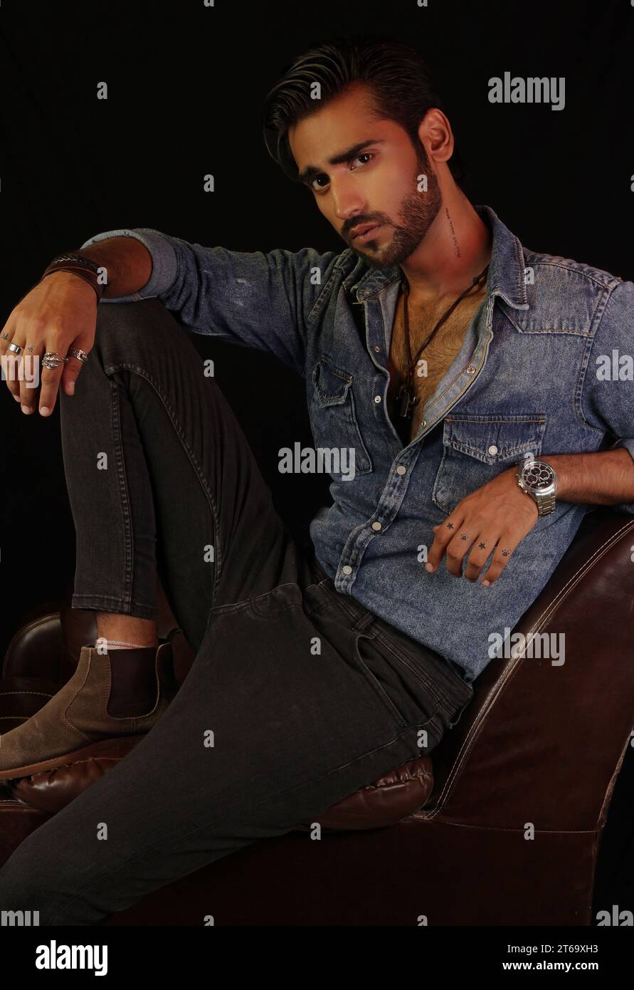 Indian male models hi-res stock photography and images - Alamy