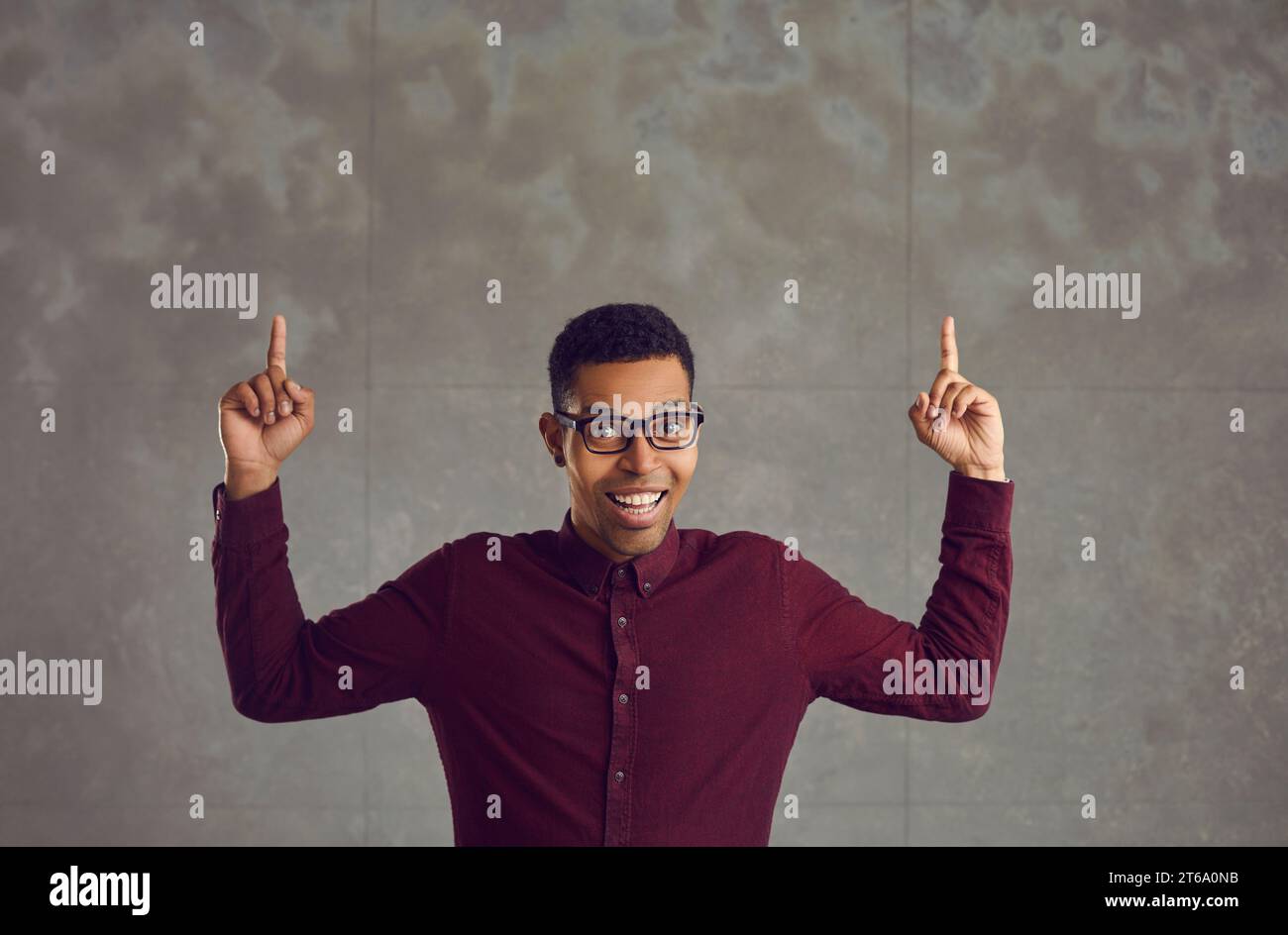 Portrait young man finger pointed hi-res stock photography and images ...