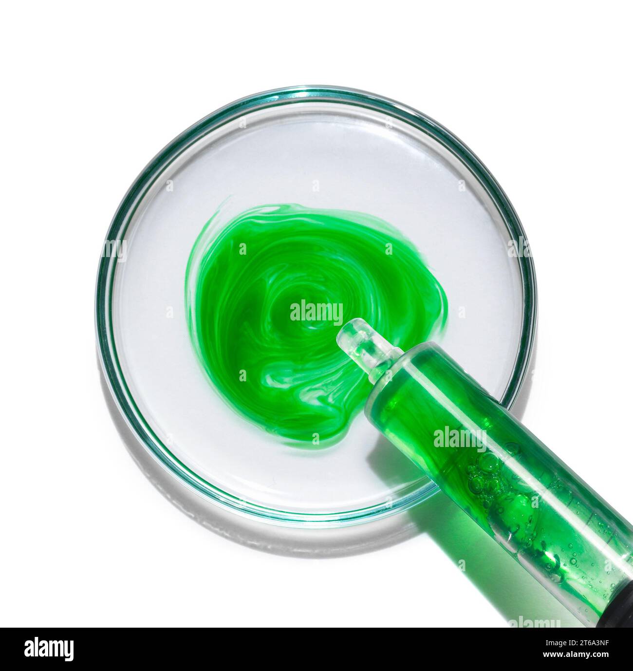Petri dish with serum oil sample swatch texture isolated on white ...