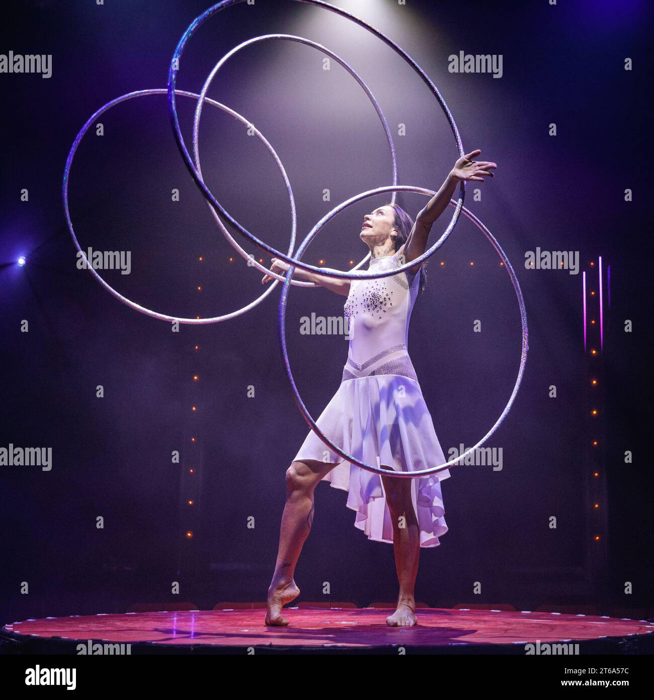 Hoop actina hi-res stock photography and images - Alamy