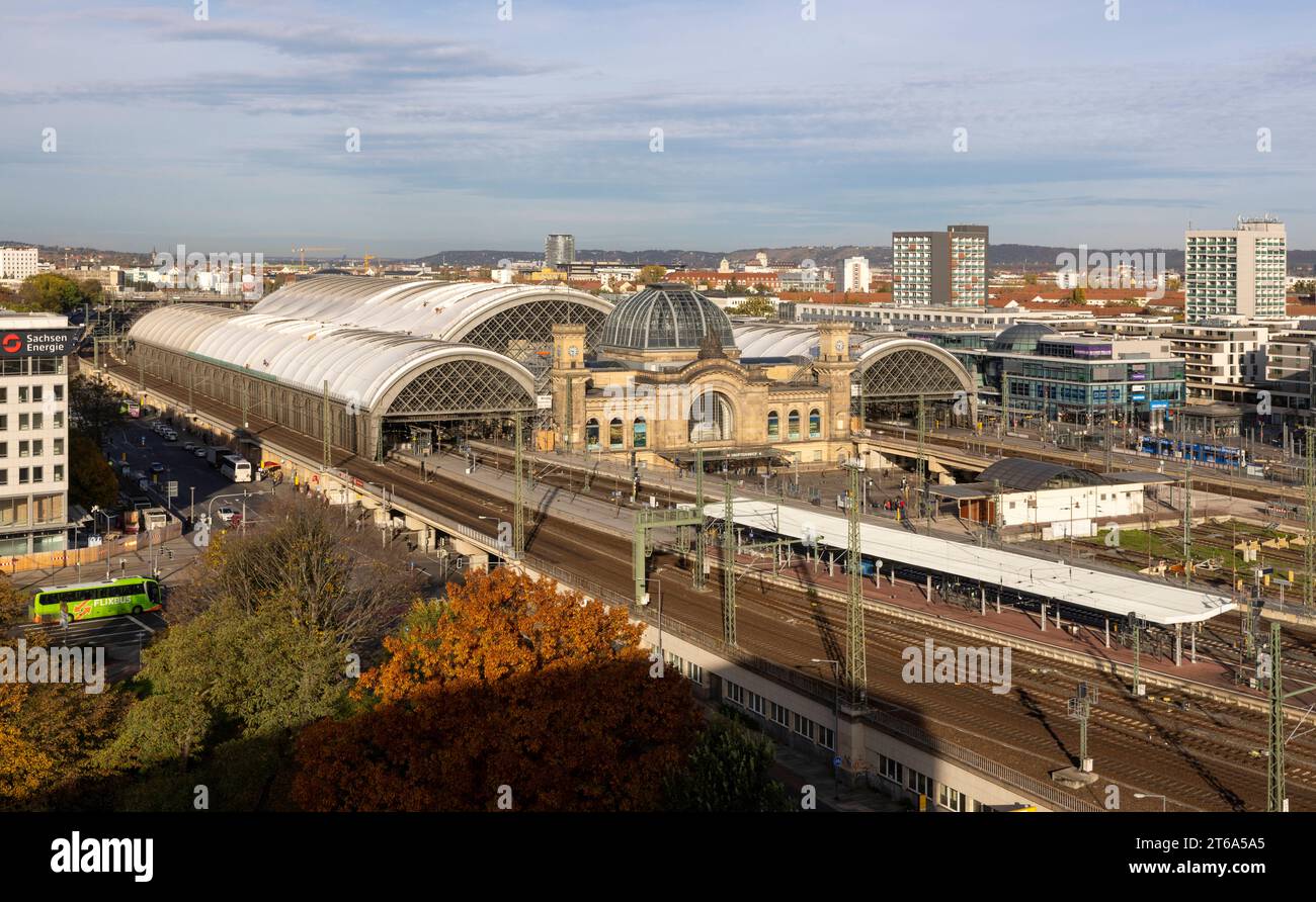 Dresdner hauptbahnhof hi-res stock photography and images - Alamy