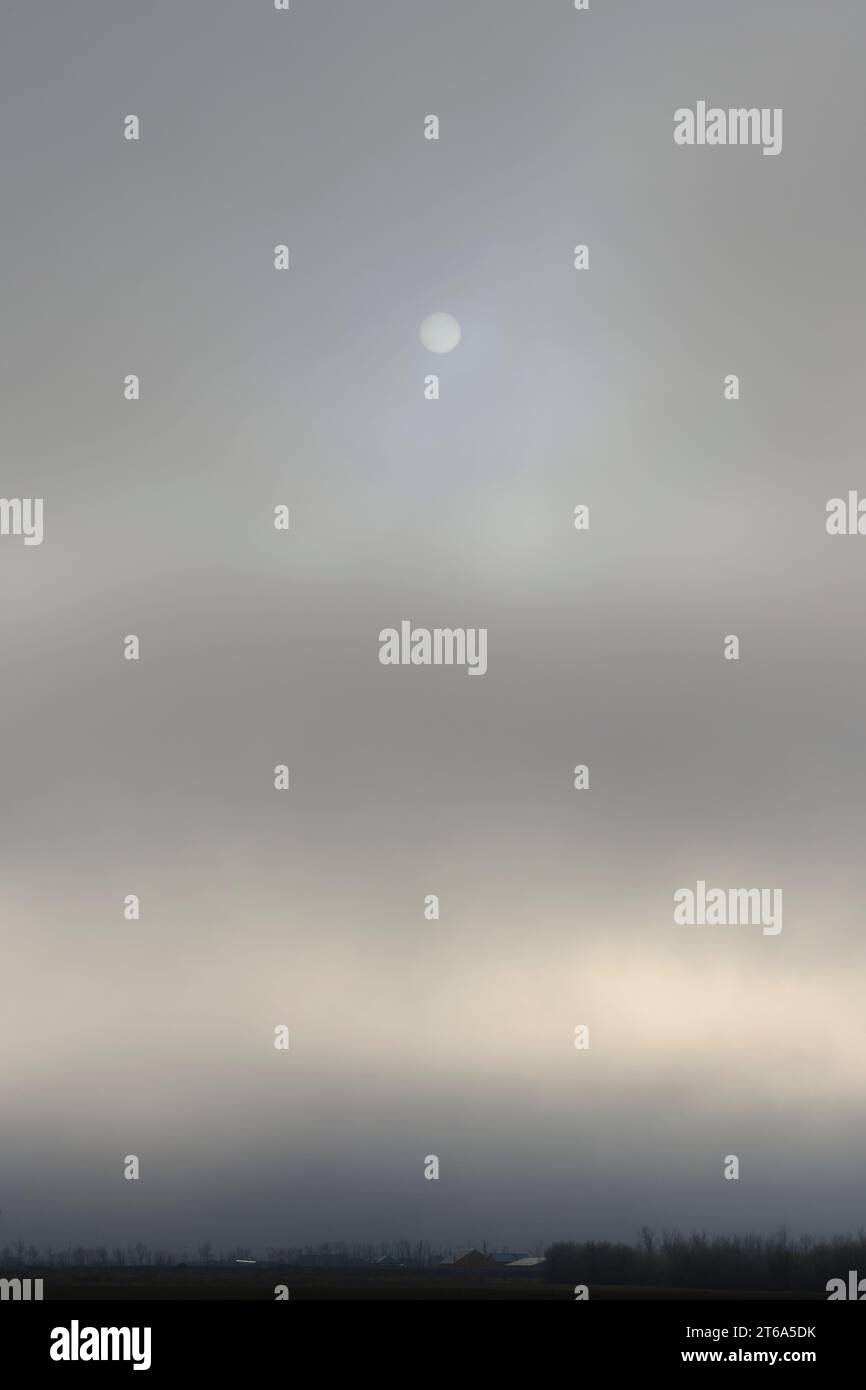 Dim sun hi-res stock photography and images - Alamy