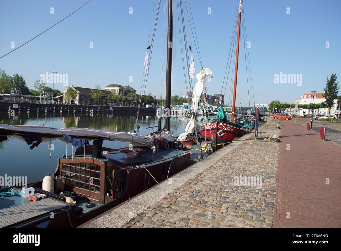 70 year old steel swing bridge Stationsbrug (Station Bridge) over the ...