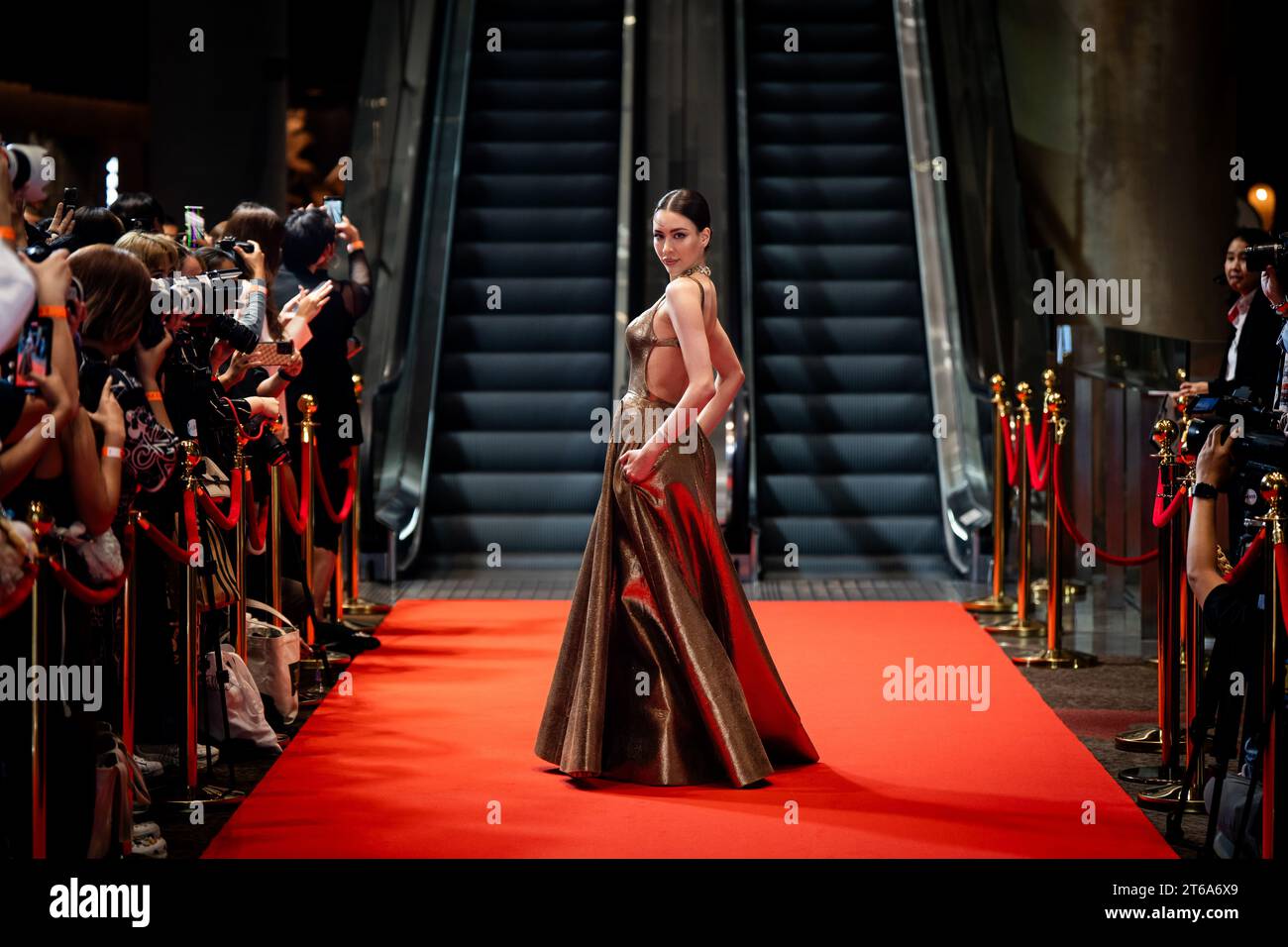 Thailand. 09th Nov, 2023. Kirana Jasmine Chewter walks on the red ...
