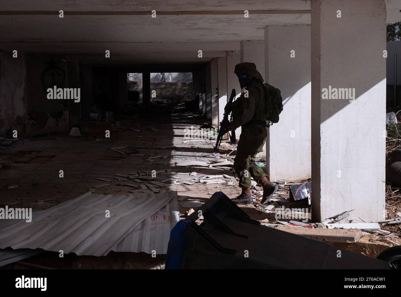 Bat Yam, Israel. 09th Nov, 2023. Israeli infantry soldiers from the ...