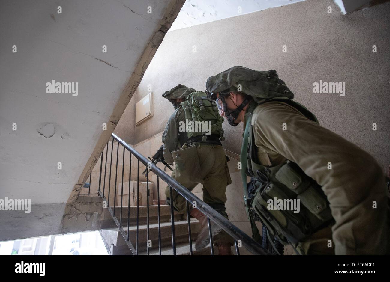 Bat Yam, Israel. 09th Nov, 2023. Israeli infantry soldiers from the ...