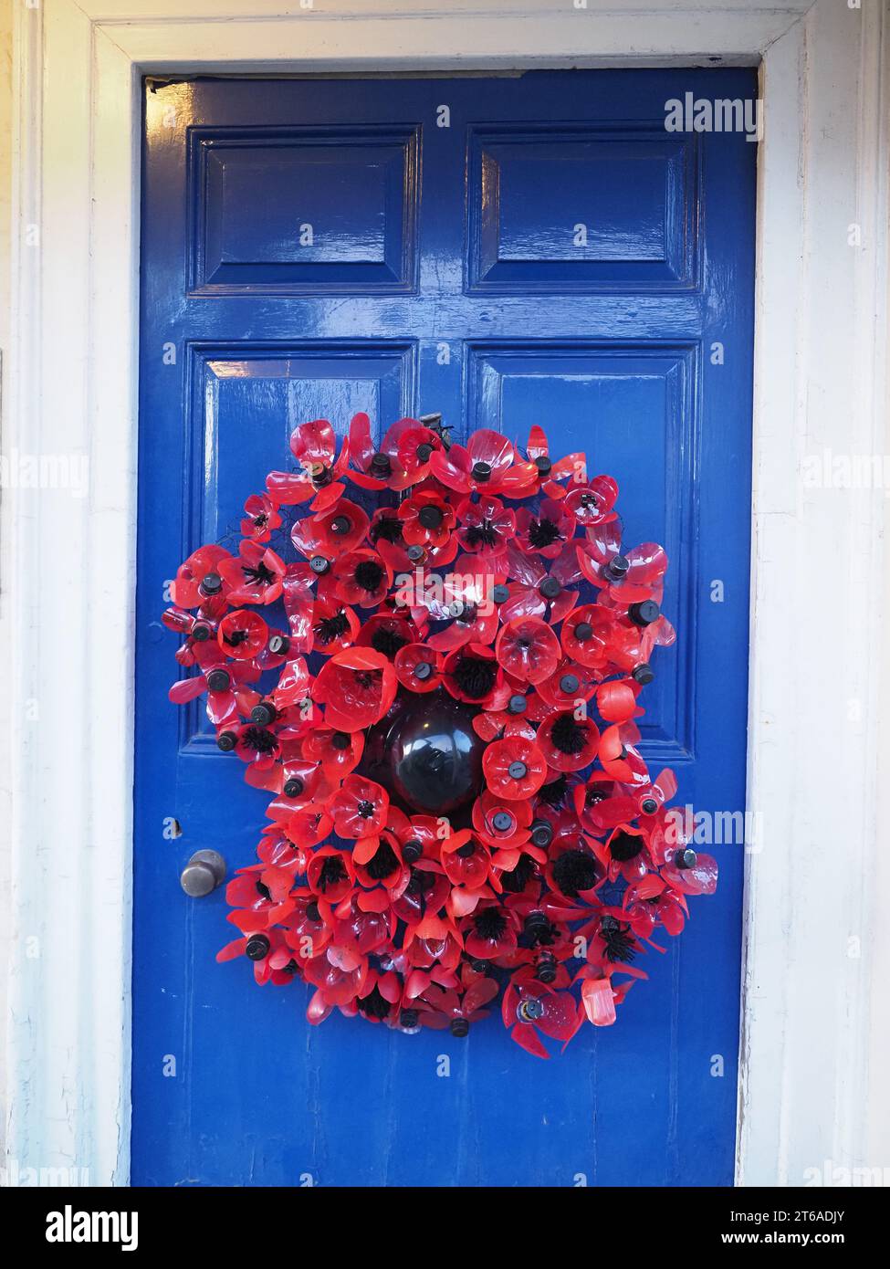 Queenborough, Kent, UK. 9th Nov, 2023. Poppy shape made out of poppies ...