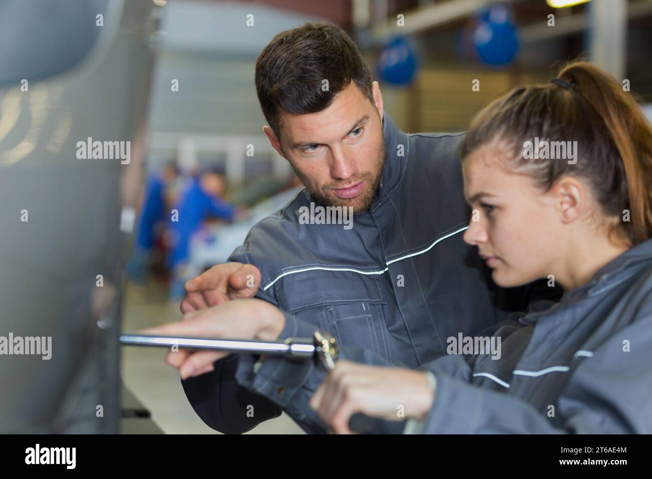 Man baffled woman hi-res stock photography and images - Alamy