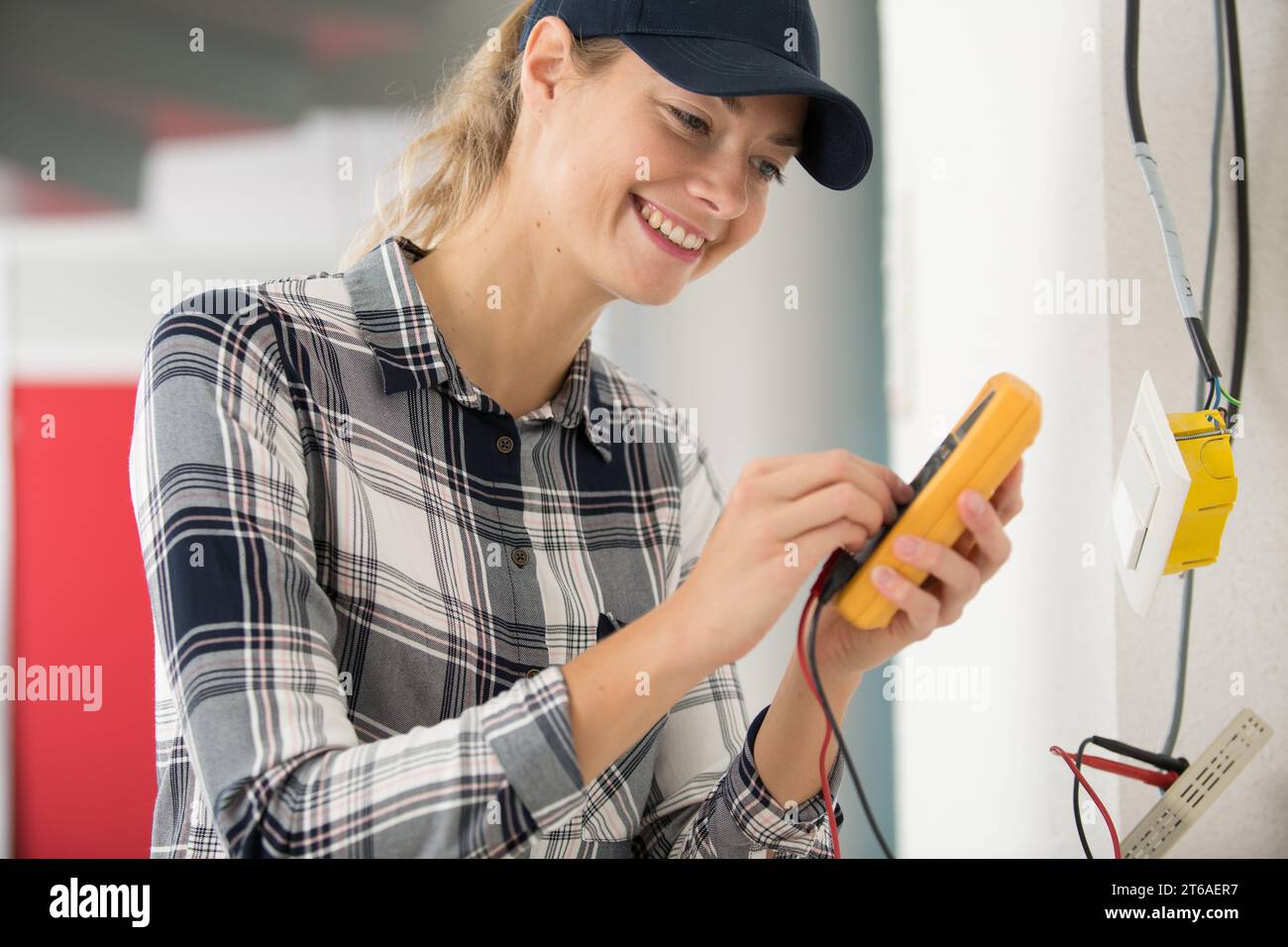 Dc measurement hi-res stock photography and images - Alamy