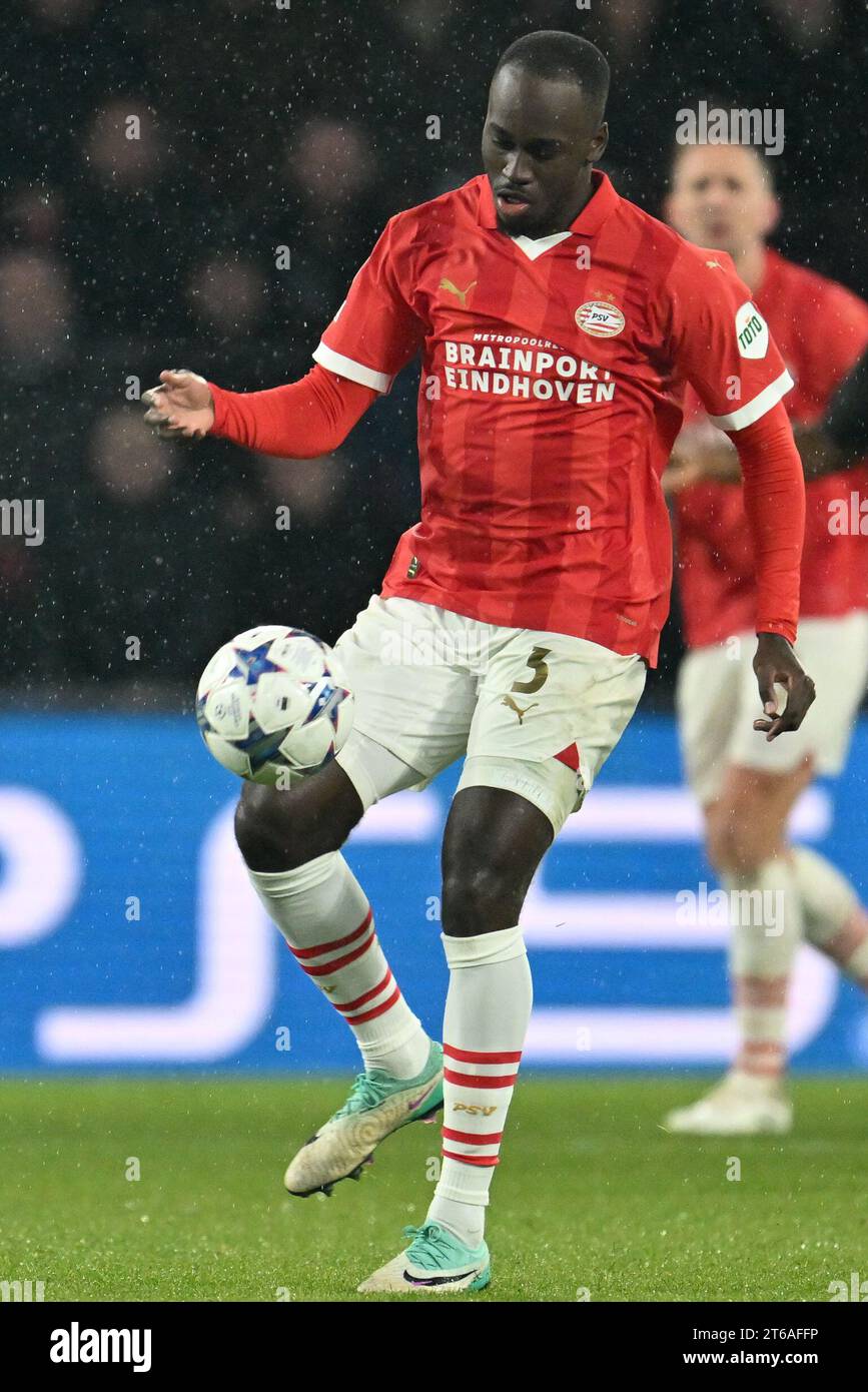 Eindhoven, Netherlands. 08th Nov, 2023. Jordan Teze (3) of Eindhoven ...