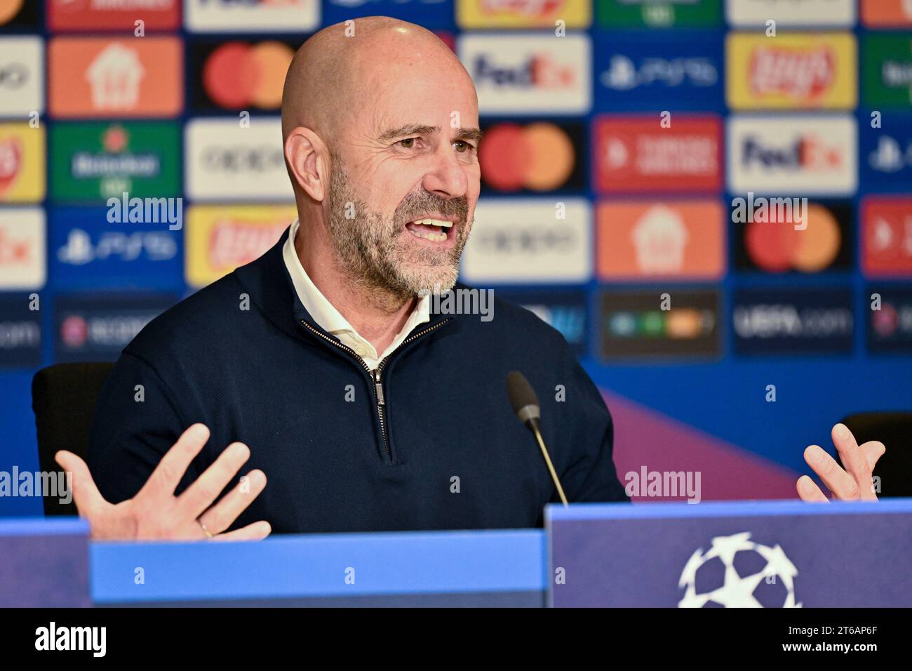 Eindhoven, Netherlands. 09th Nov, 2023. Head Coach Peter Bosz of ...