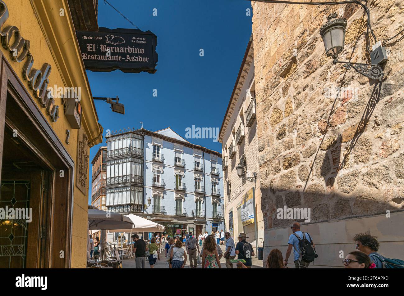 SEGOVIA, SPAIN - AUGUST 14, 2022: Urban scene, view of streets in the ...