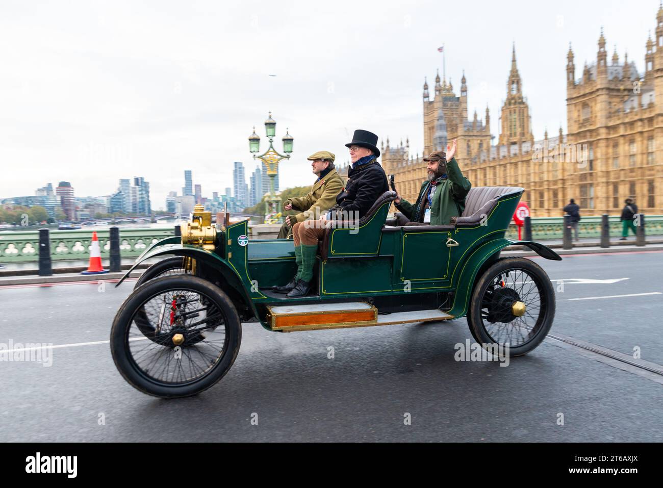 1904 Lanchester car participating in the London to Brighton veteran car ...