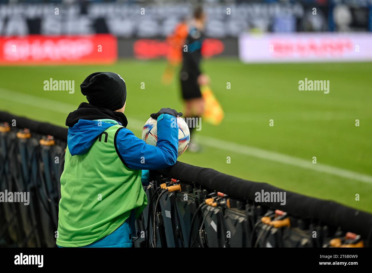 boy throwing balls during football match Stock Photo - Alamy