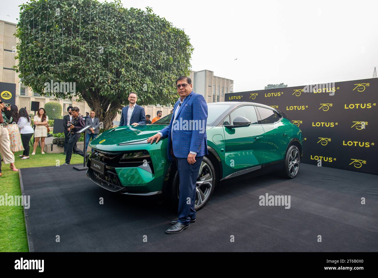 Luxury car sales india hi-res stock photography and images - Alamy