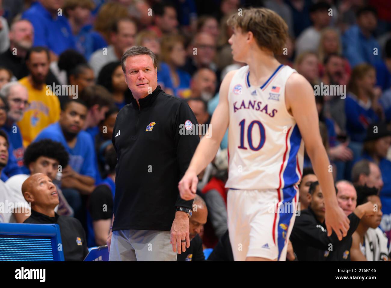 Kansas head coach Bill Self looks to Kansas guard Johnny Furphy (10 ...