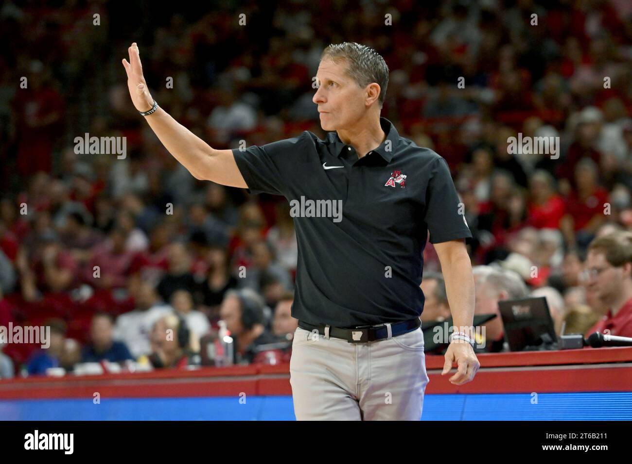 Arkansas coach Eric Musselman against Alcorn State during an NCAA ...