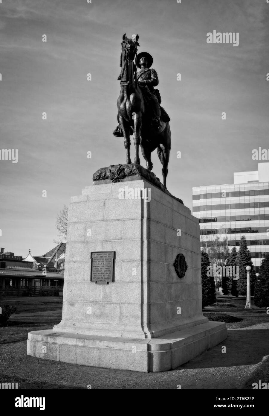 Memorial monument park Black and White Stock Photos & Images - Alamy