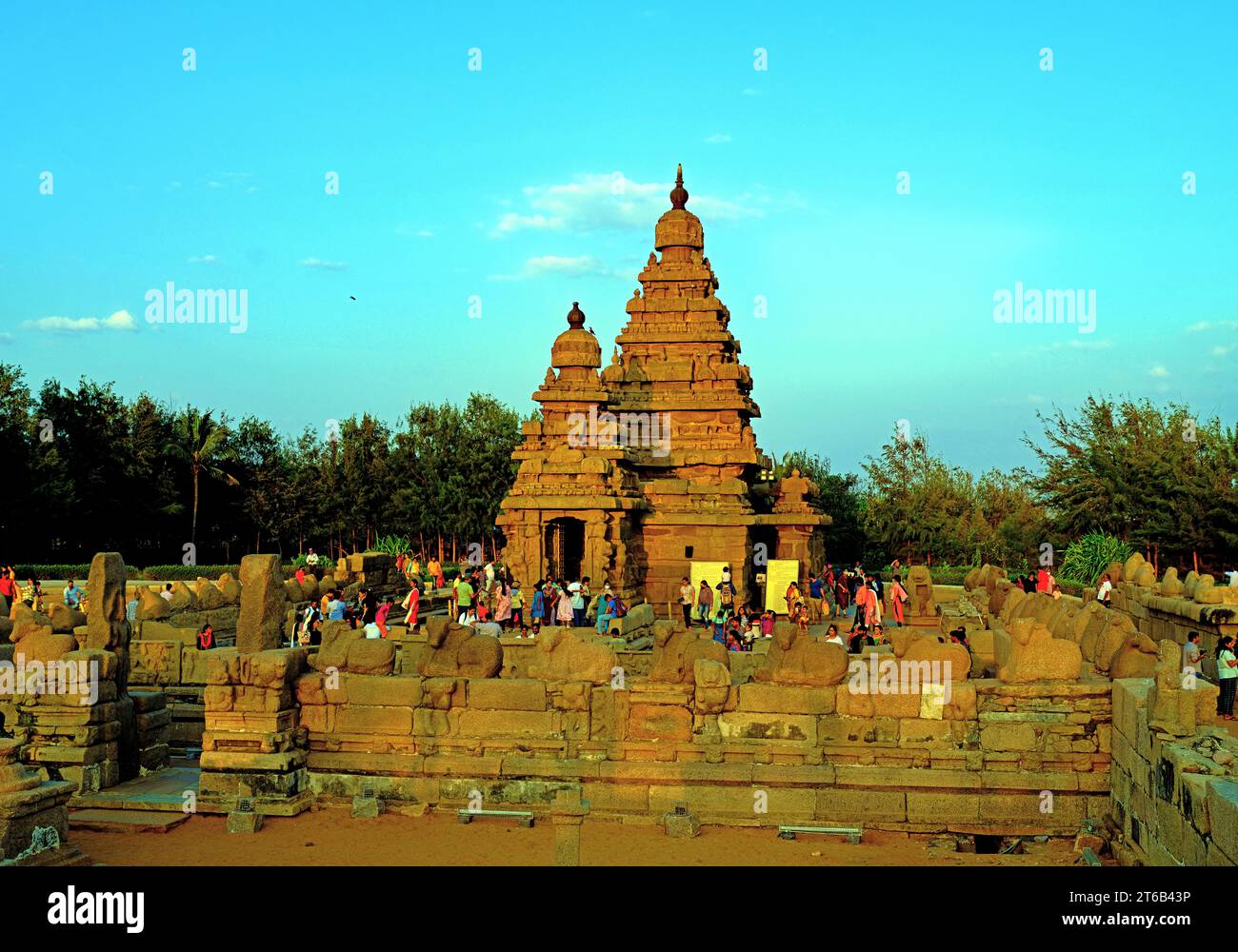 Seventh century shore temple at Mamallapuram (Mahabalipuram), on the ...