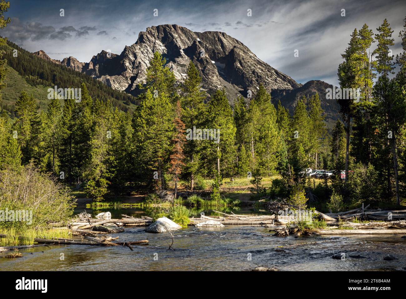String lake trailhead hi-res stock photography and images - Alamy