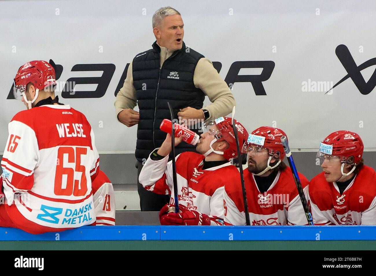 Landshut, Germany. 09th Nov, 2023. Ice hockey: Germany Cup, Germany ...