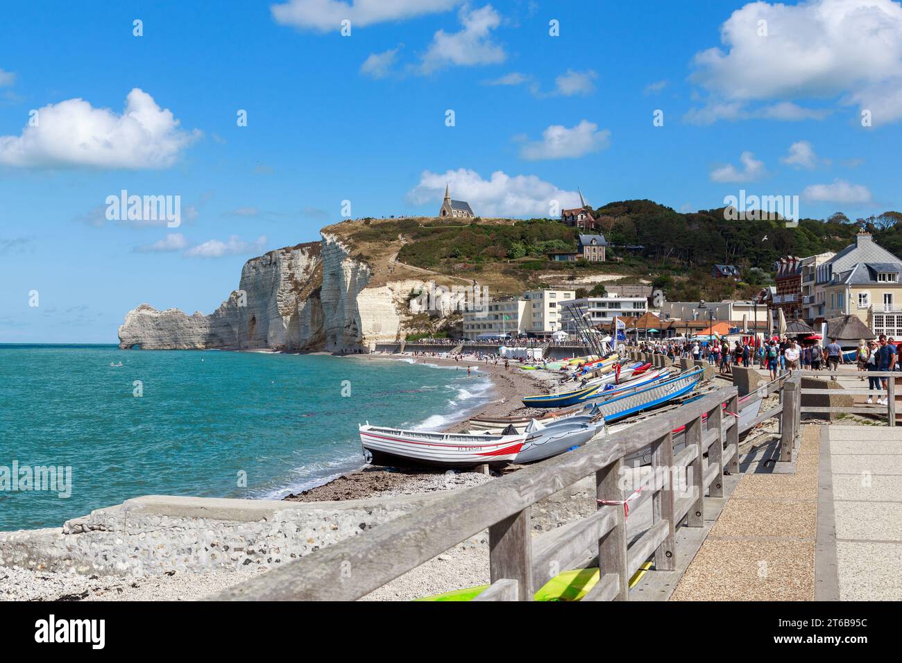ETRETAT, FRANCE - SEPTEMBER 1, 2019: This is a view of the promenade of ...
