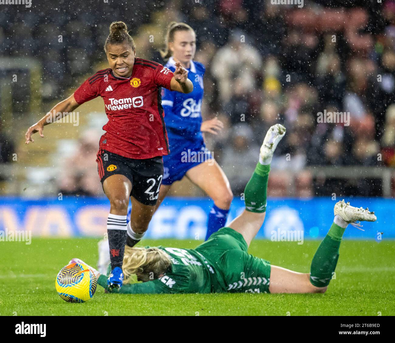 Leigh Sports Village, Manchester, UK. 9th Nov, 2023. FA Womens League ...