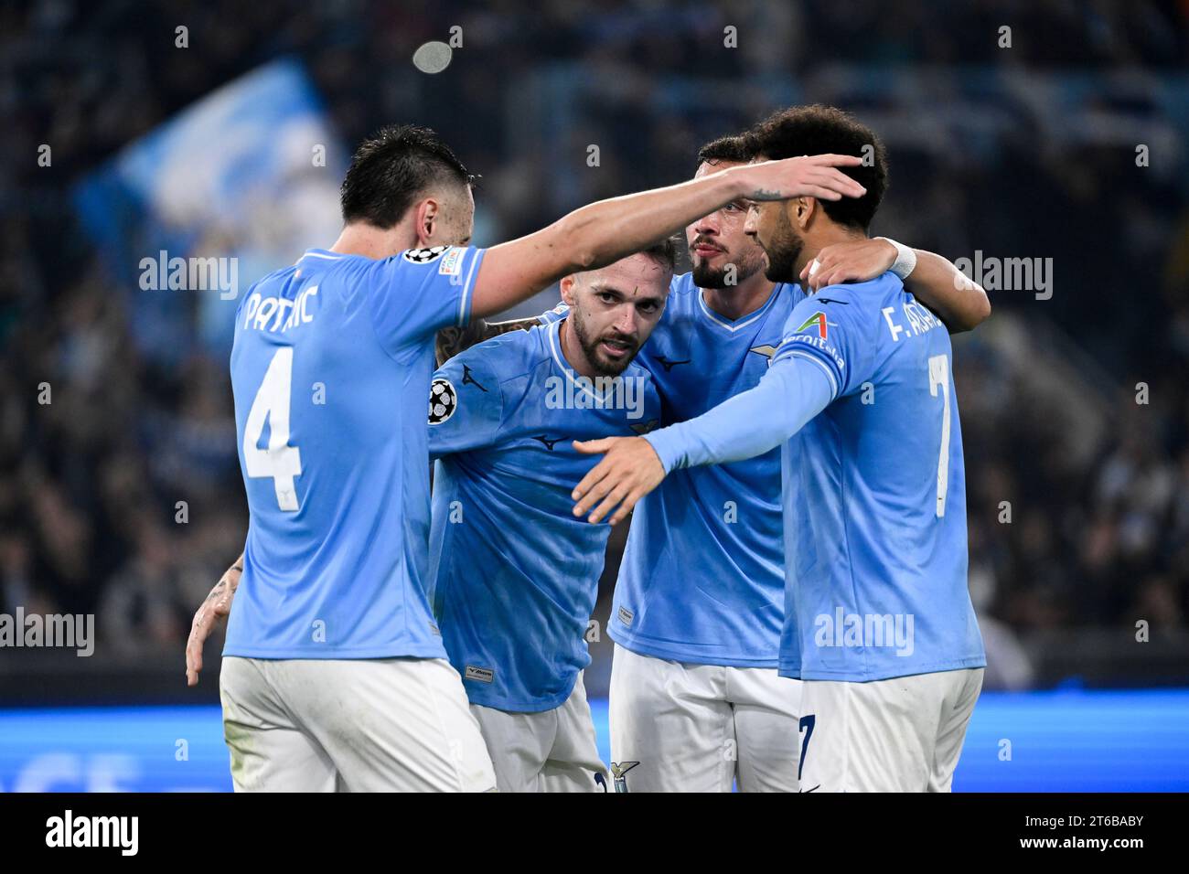 Gil anderson hi-res stock photography and images - Alamy