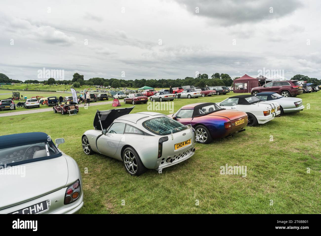 Car meet hi-res stock photography and images - Alamy