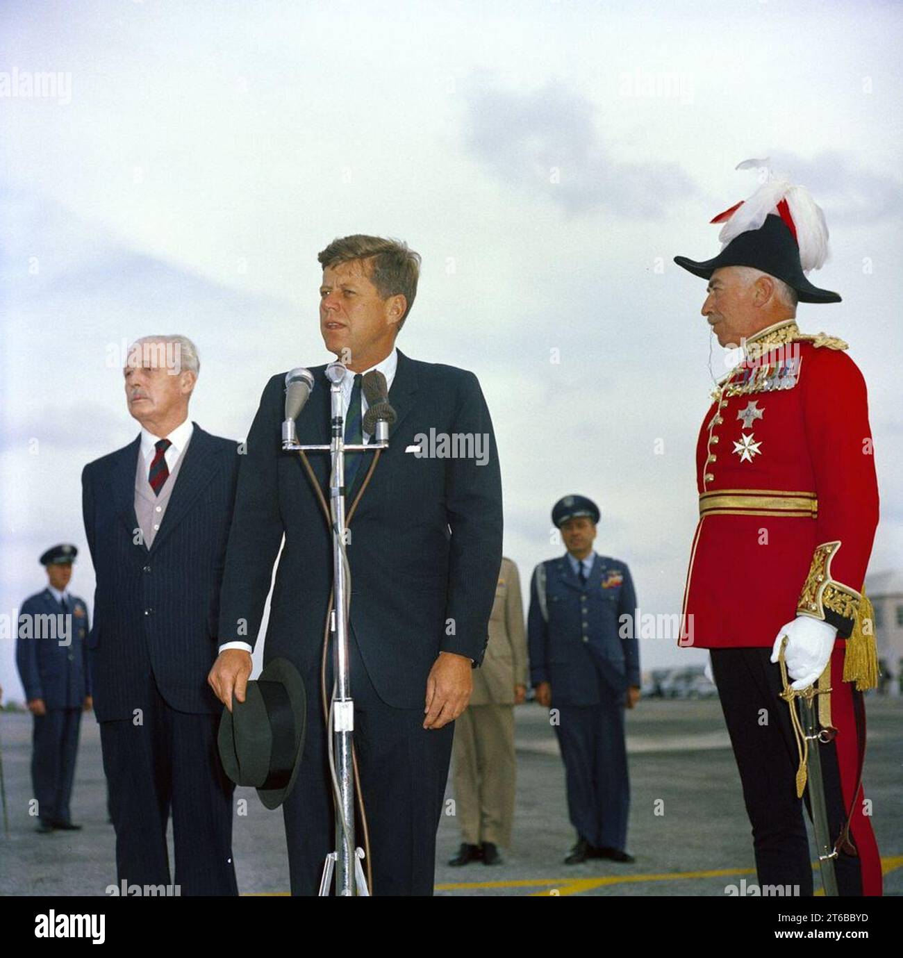 US President John F. Kennedy in Bermuda 21 December, 1961 Stock Photo ...
