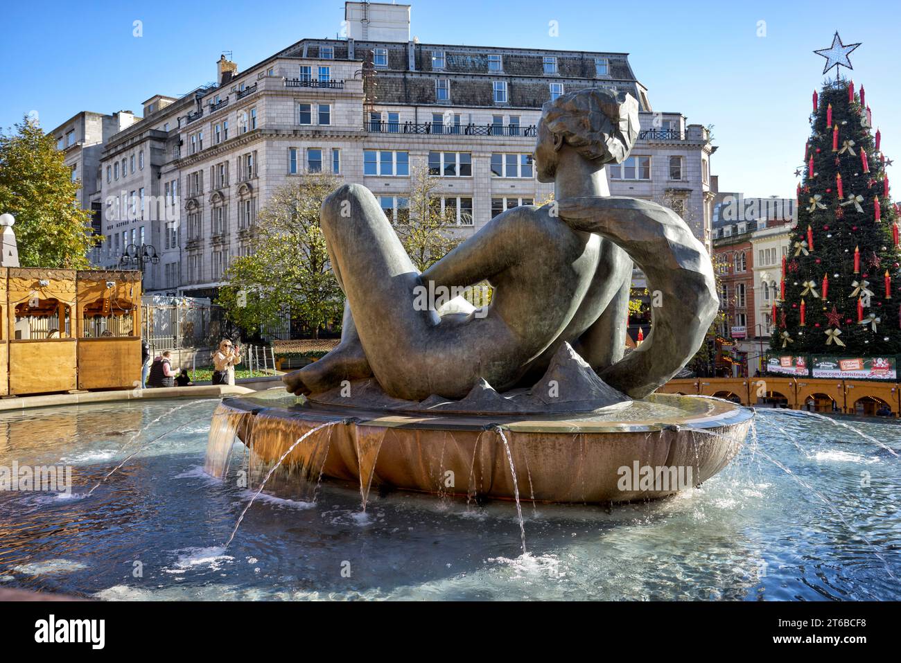 The River water feature known as 'The Floozie in the Jacuzzi', by ...