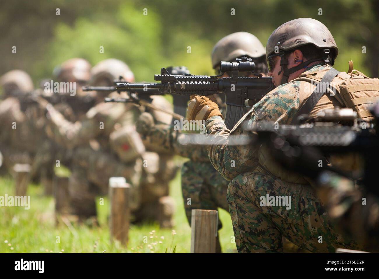 Camp rifle range hi-res stock photography and images - Alamy