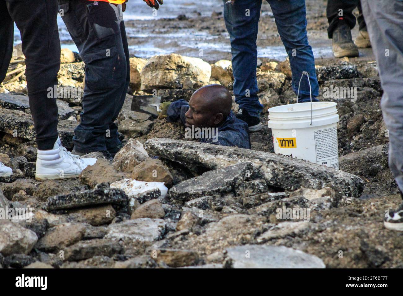 Tulkarm, Palestine. 08th Nov, 2023. Palestinians inspect the damages ...