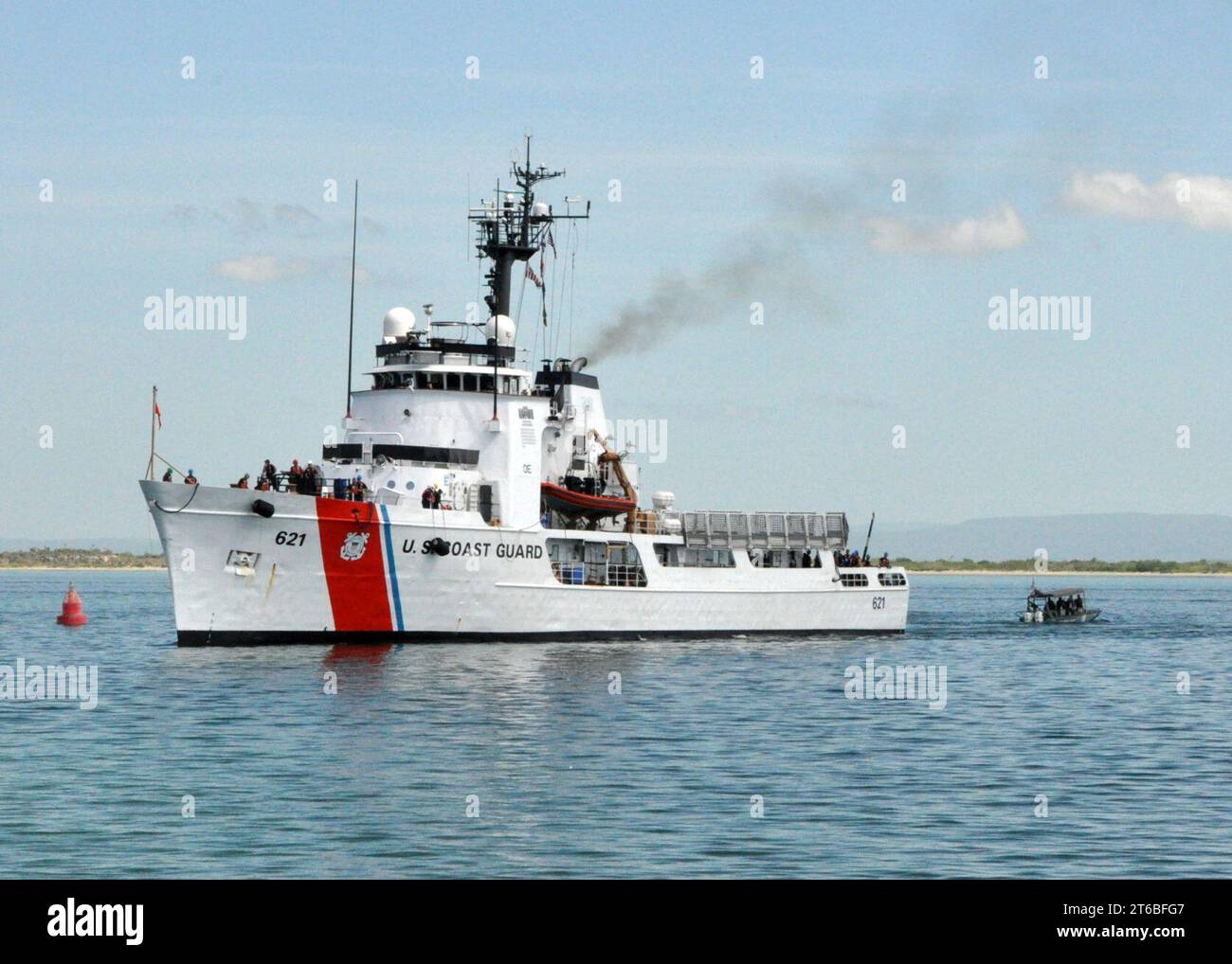 Uscgc valiant hi-res stock photography and images - Alamy