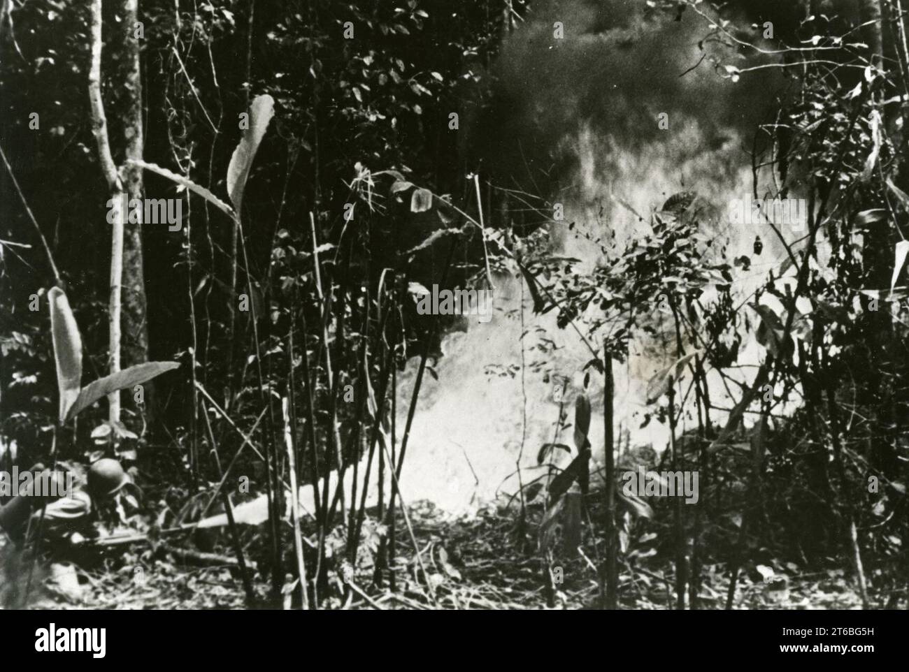 The flamethrowers hi-res stock photography and images - Alamy