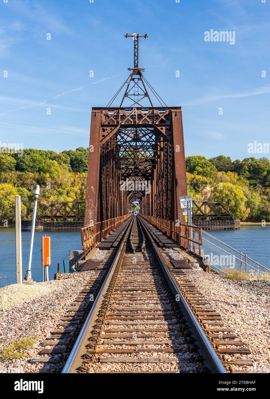 Historic Dubuque railroad bridge between Iowa and Illinois across the ...