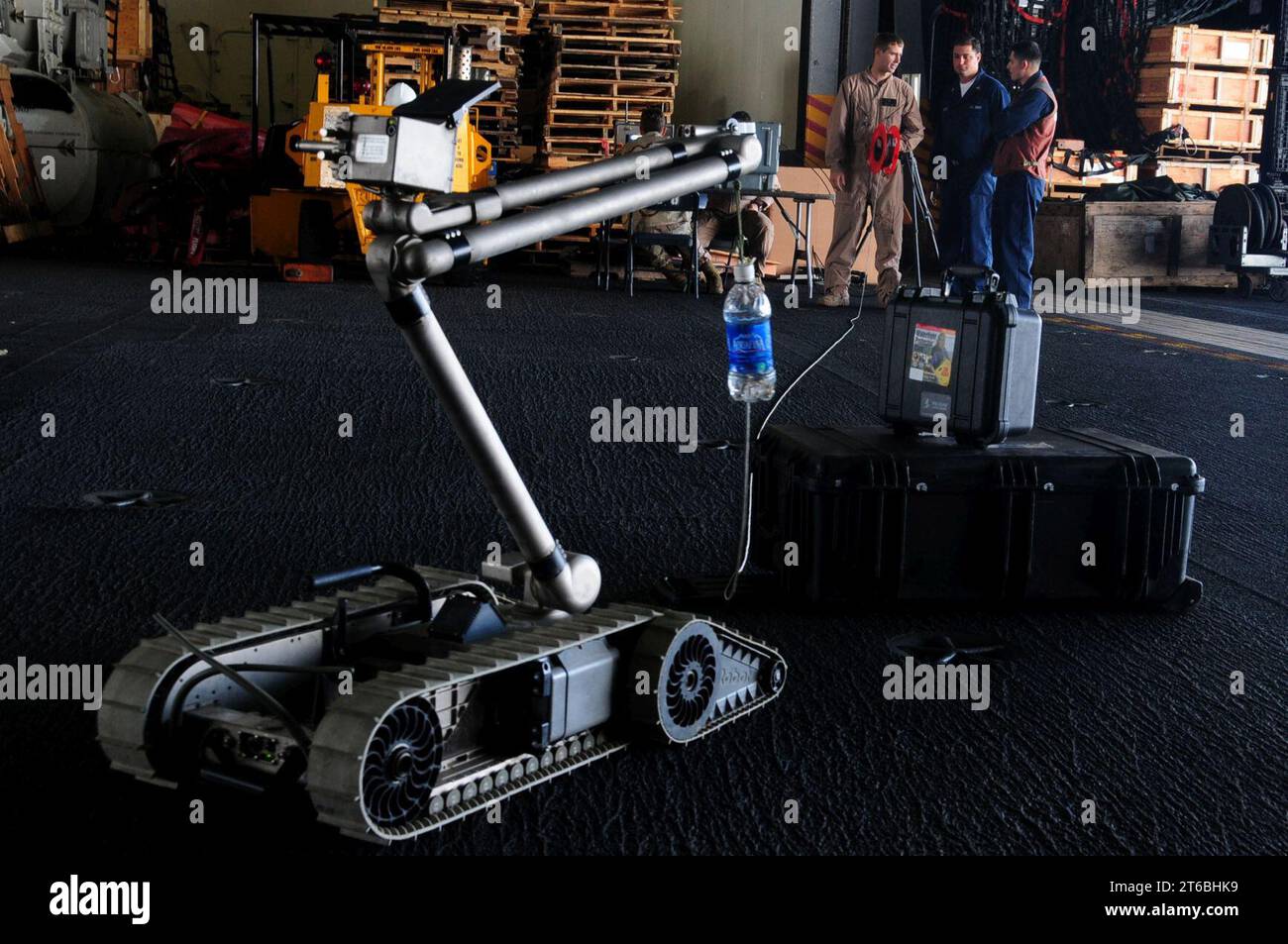 Eod robots hi-res stock photography and images - Alamy