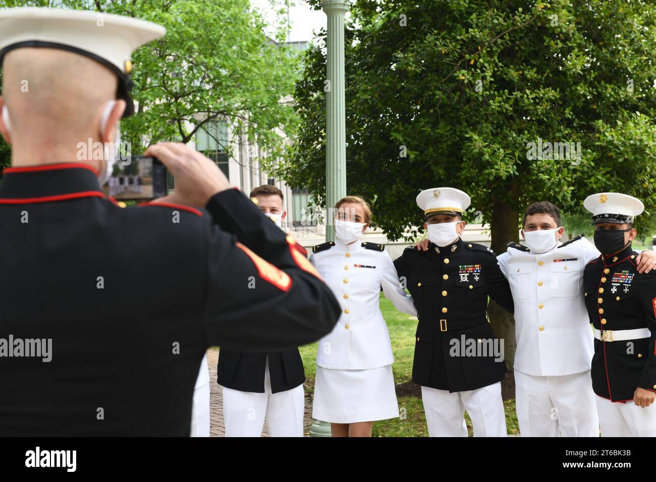 Usna graduation hi-res stock photography and images - Alamy